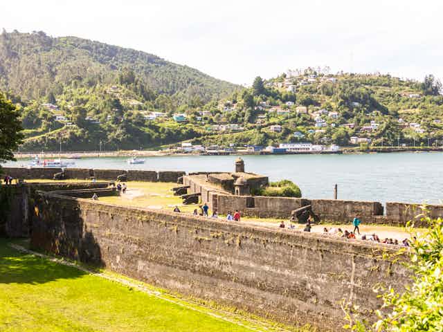 Private Daytrip von Puerto Varas nach Valdivia und Valdivian Fort System